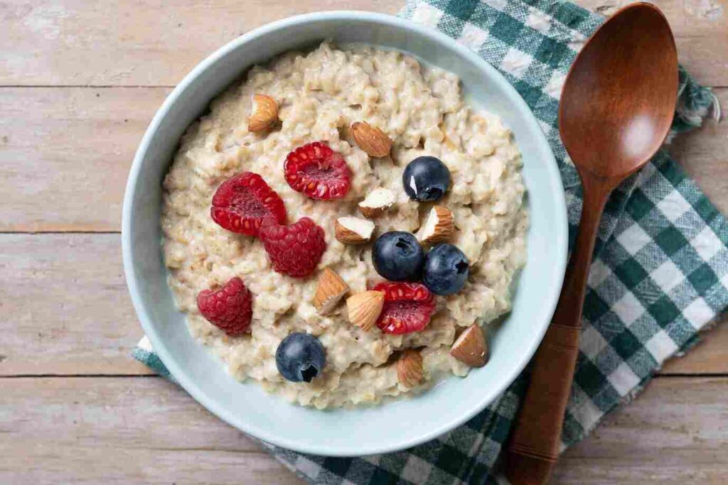 Is Oatmeal High in Fiber? Benefits & Best Ways to Boost Fiber - Your ...